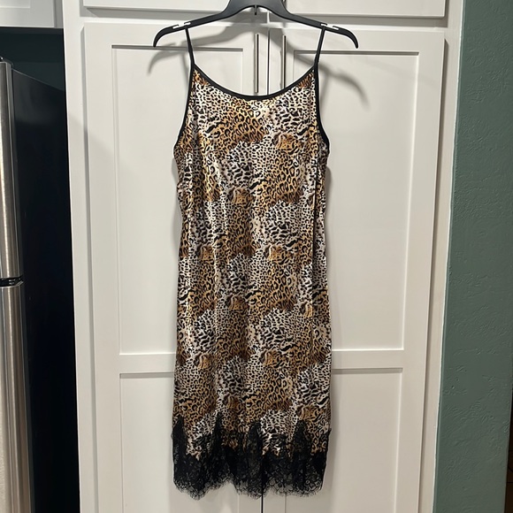 Bones & Roses | Intimates & Sleepwear | Beautiful Never Used Leopard ...
